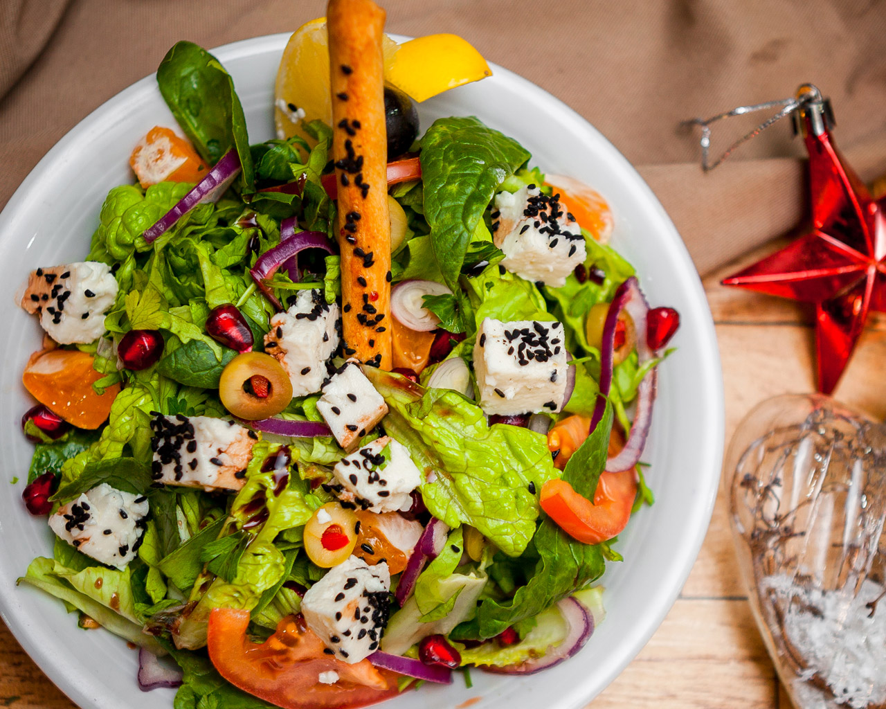 ¡4 ensaladas navideñas para una cena inolvidable! - PassionFood.ec